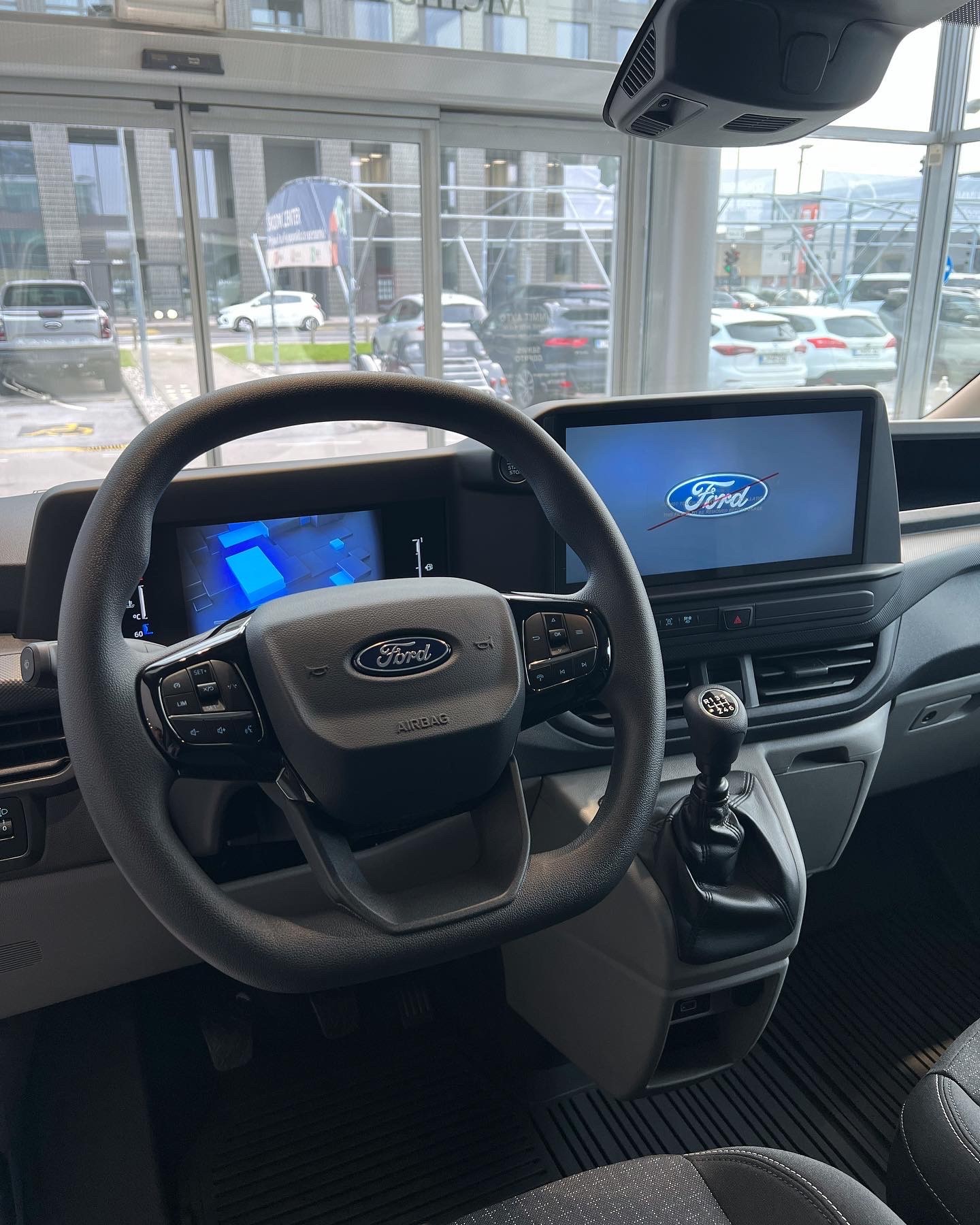 Novi Ford Transit Custom - SUMMIT AVTO